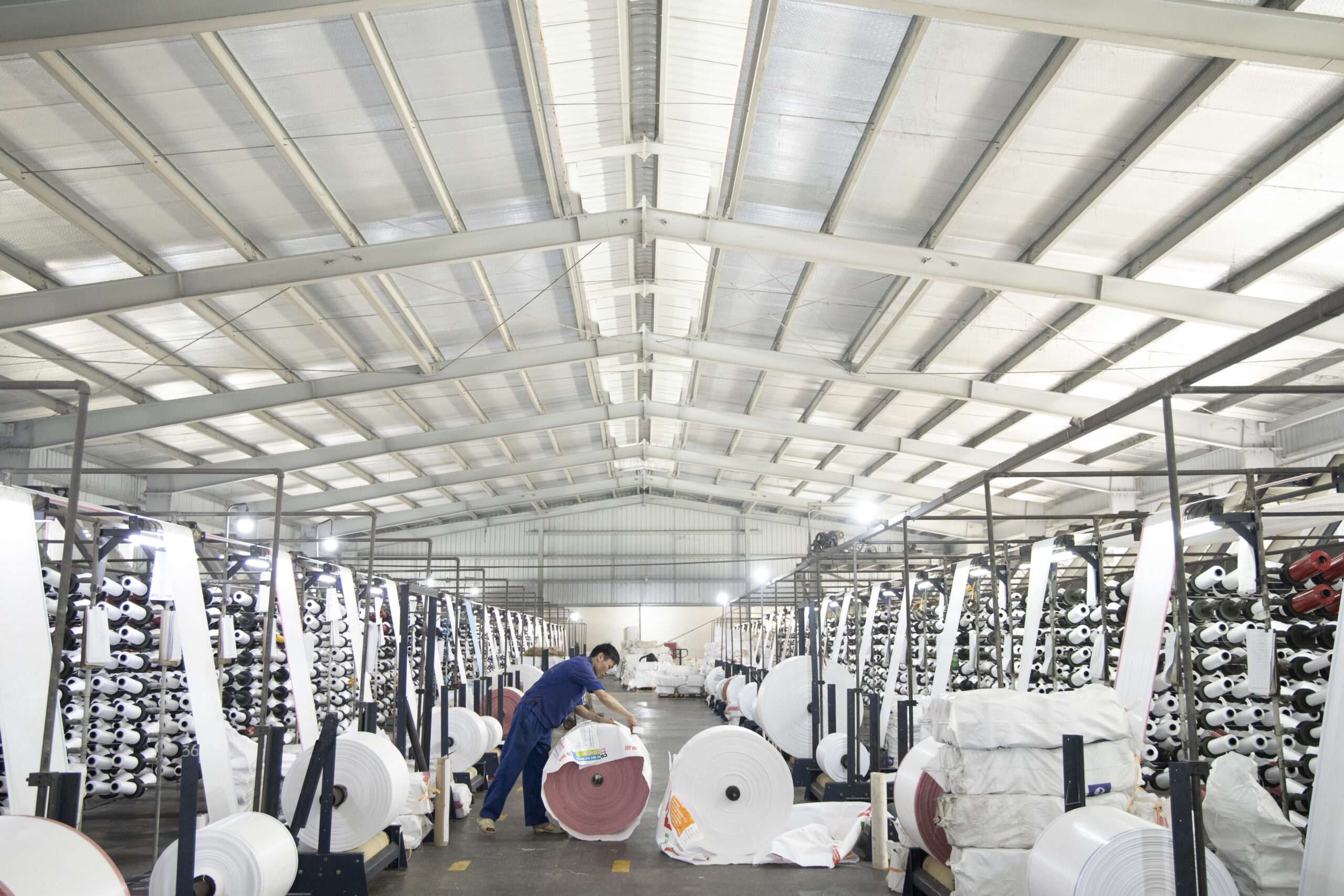 Types of PP Woven Fabrics and Their Applications